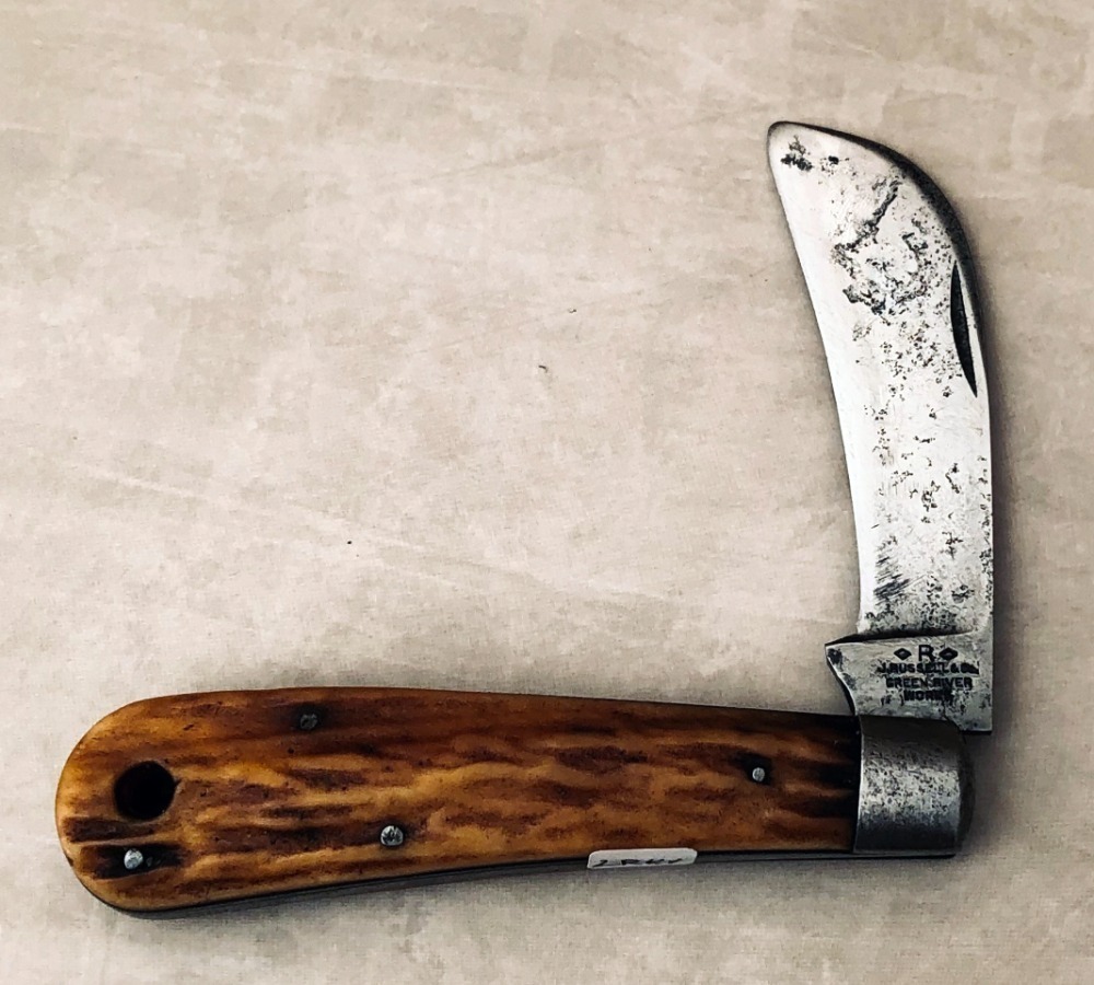 Vintage Russell Green River Works Stag Hawkbill