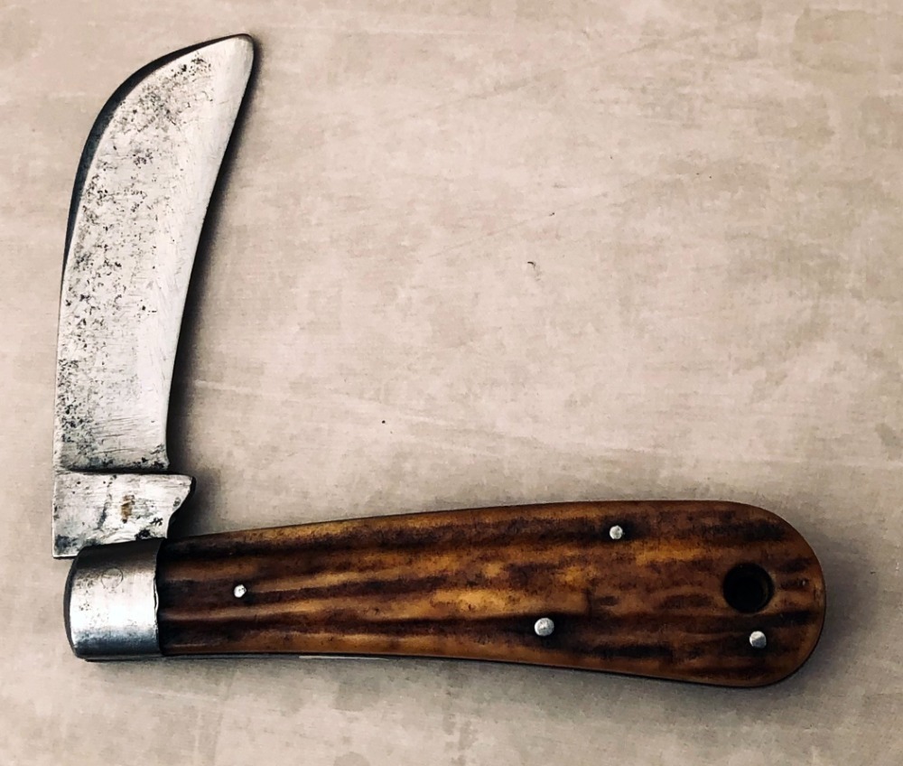 Vintage Russell Green River Works Stag Hawkbill